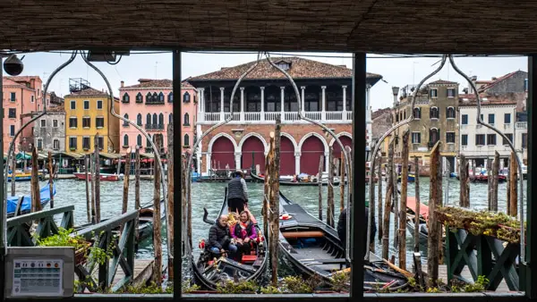 Traghetto Gondola Ferries in Venice | Venice for Visitors